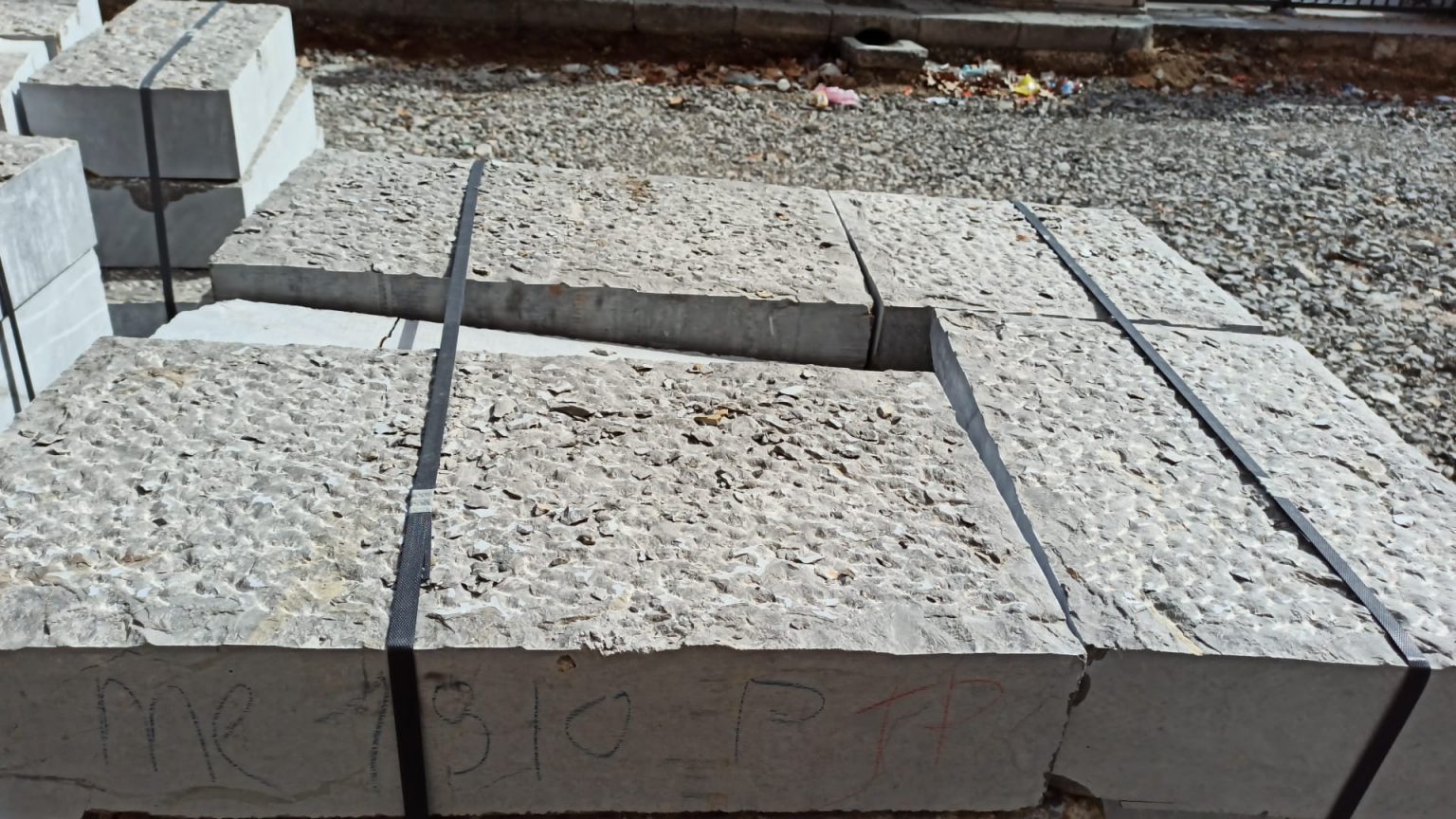 Basole Cattedrale: arrivata la nuova pavimentazione per via Bonello ...